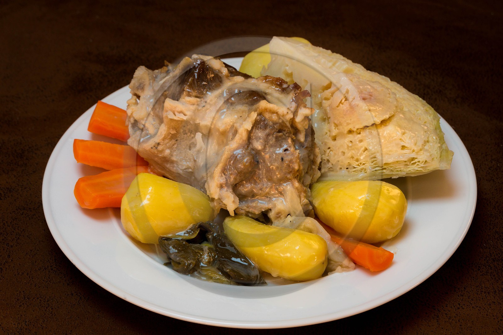 Ferme Auberge Les Clarines, tradition culinaire le repas de la chèvre